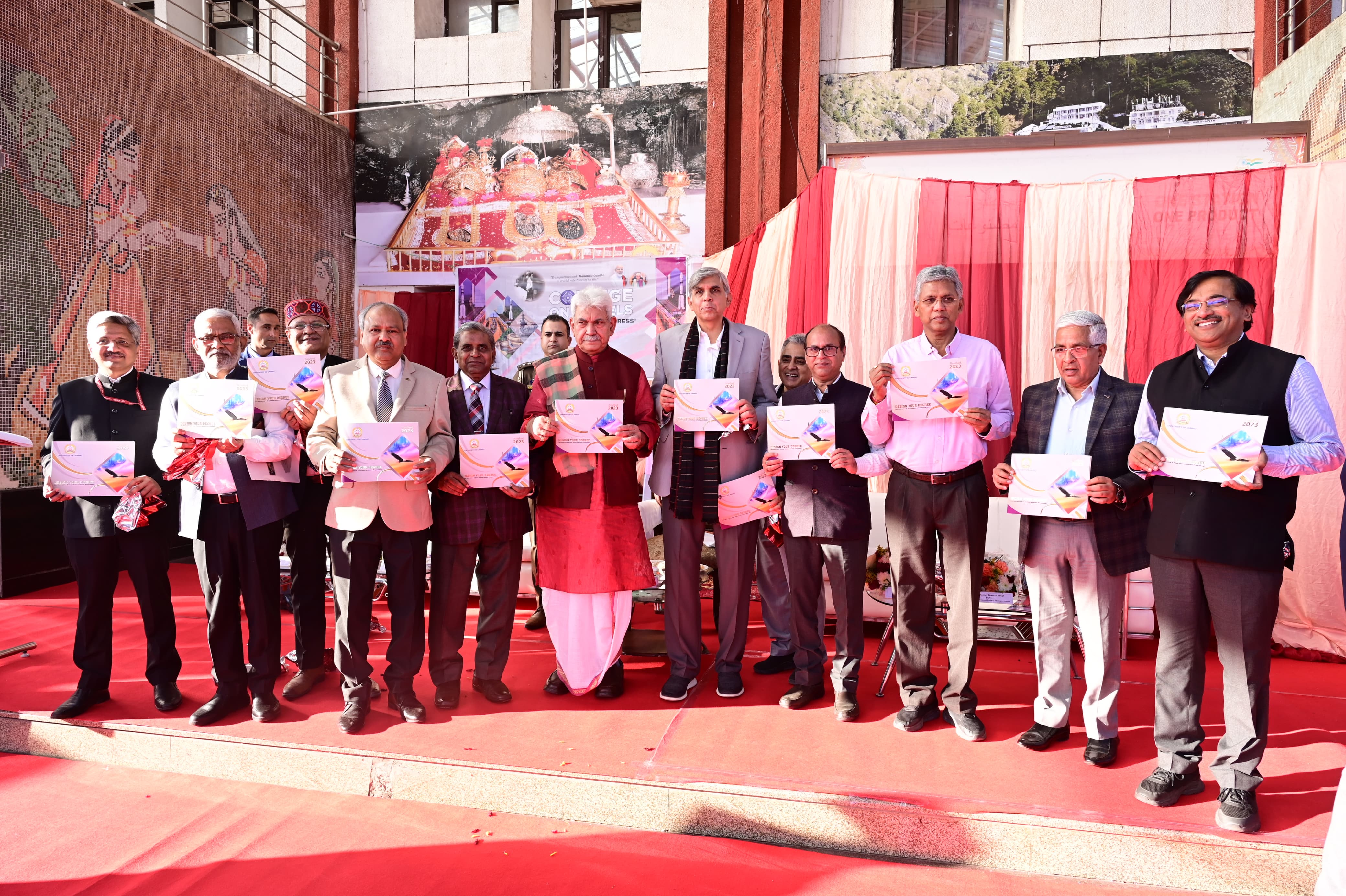 College On Wheels | Jammu University